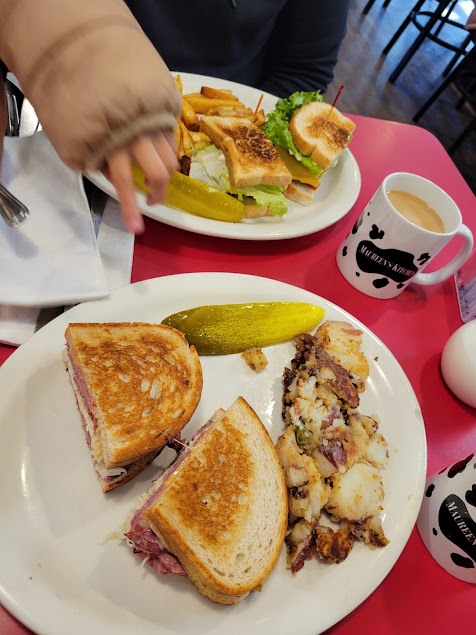 Maureen's Kitchen - Menu | Best Breakfast & Brunch in Smithtown, NY
